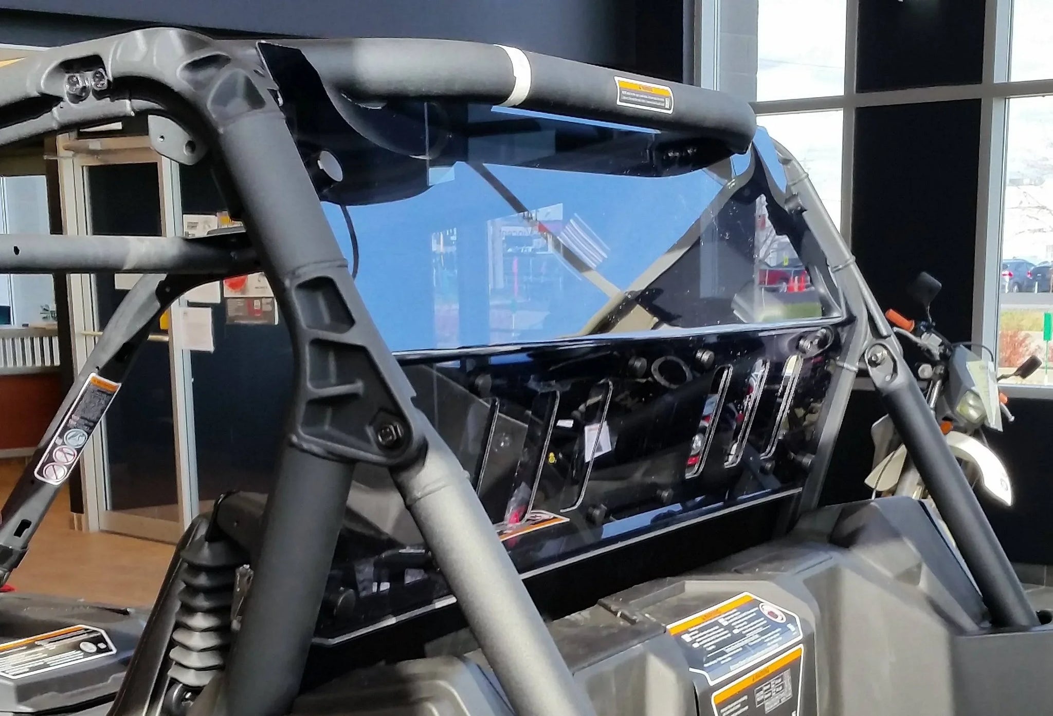 CAN-AM COMMANDER 2021+ Back Panel Window